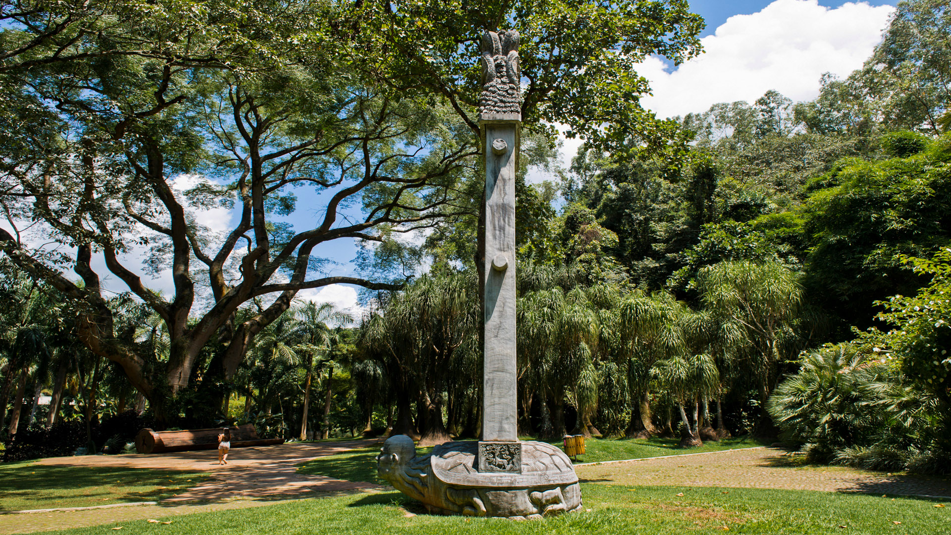 Gui Tuo Bei - Inhotim